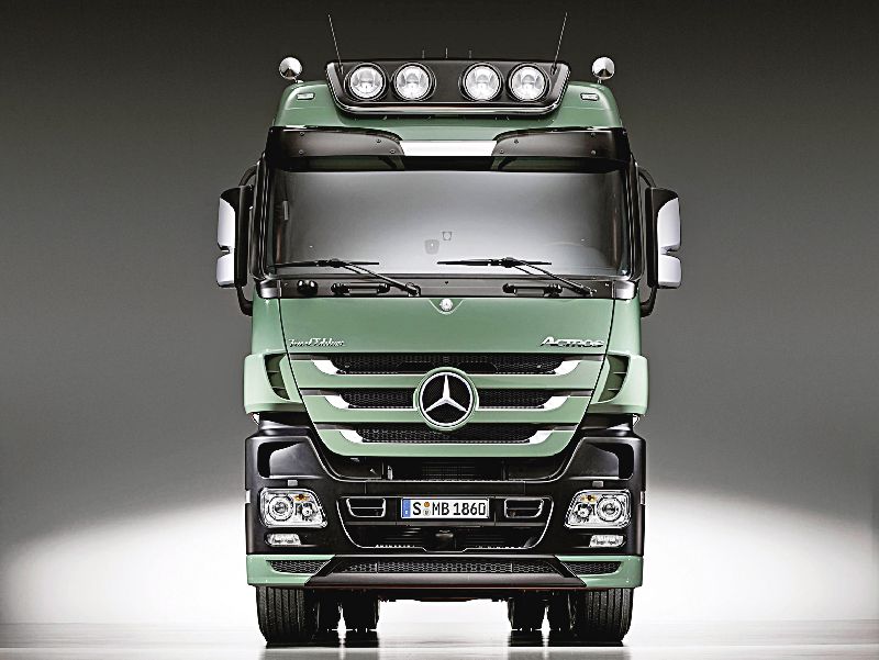 Mercedes-Benz - Trucks you can Trust | Trucker